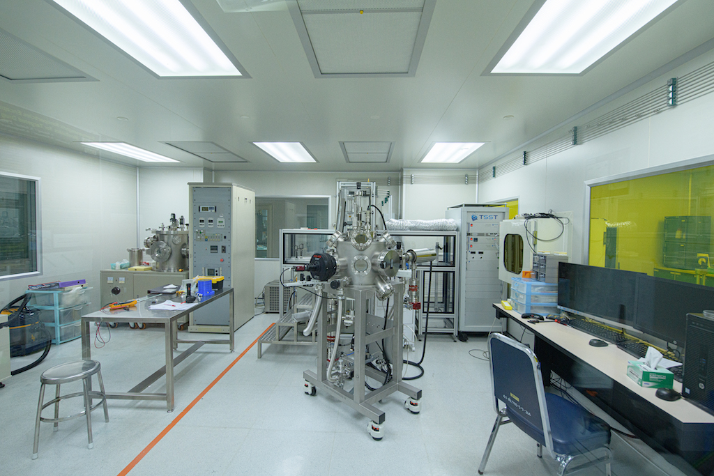 NANO PHYSICS LABORATORY