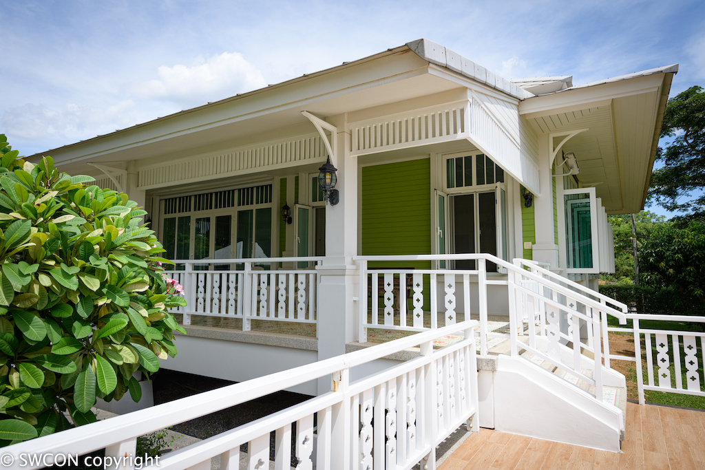 THAI COLONIAL STYLE PRIVATE RESIDENCE
